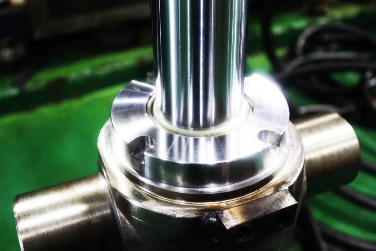 SWING CYL | PT. Multi Hidrachrome Industri